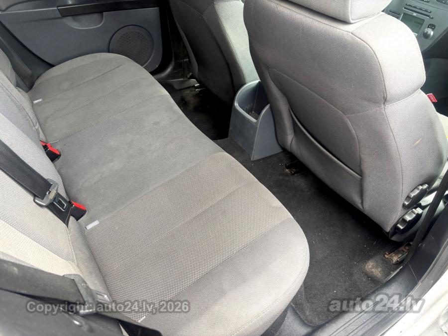 Grey SEAT Leon 2007 in Tallinn, with an engine capacity of 2.00 L and mileage of 280 thousand km for 2399 €, photo 9 on AUTOMOTO.COM.LV