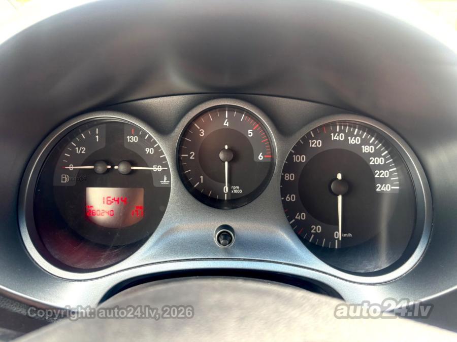 Grey SEAT Leon 2007 in Tallinn, with an engine capacity of 2.00 L and mileage of 280 thousand km for 2399 €, photo 10 on AUTOMOTO.COM.LV