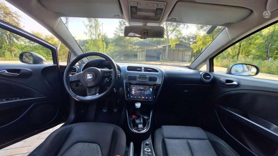 Grey SEAT Leon 2007 in Kaunas, with an engine capacity of 1.97 L and mileage of 463 thousand km for 1000 €, photo 17 on AUTOMOTO.COM.LV