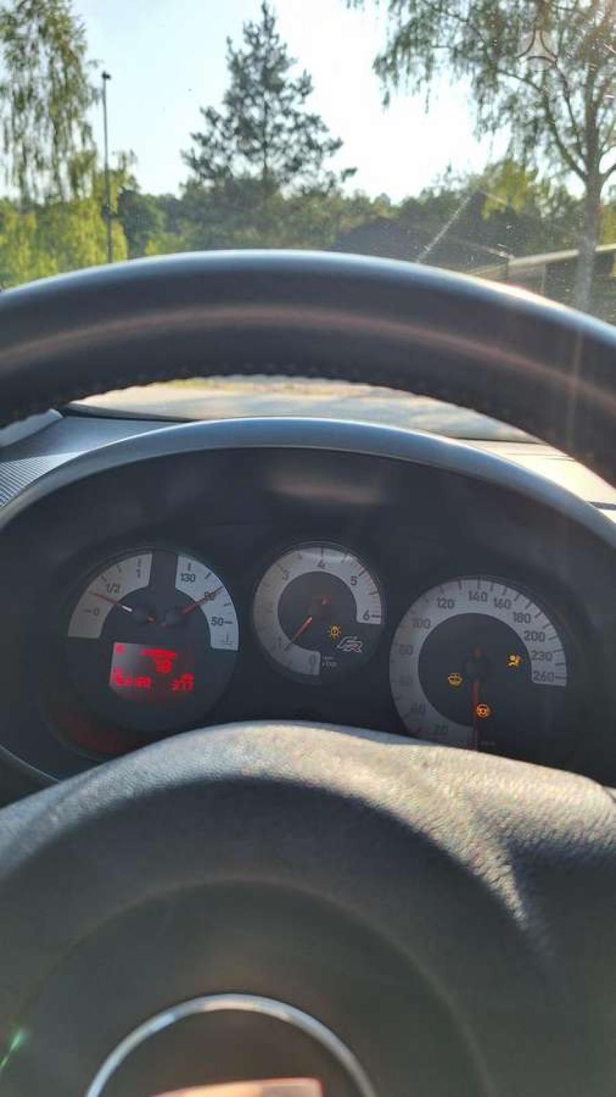 Grey SEAT Leon 2007 in Kaunas, with an engine capacity of 1.97 L and mileage of 463 thousand km for 1000 €, photo 21 on AUTOMOTO.COM.LV