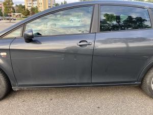 Grey SEAT Leon 2007 in Panevezys, with an engine capacity of 1.97 L and mileage of 342 thousand km for 2300 €, photo 5 on AUTOMOTO.COM.LV