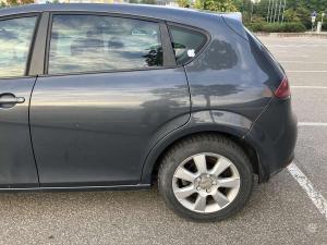 Grey SEAT Leon 2007 in Panevezys, with an engine capacity of 1.97 L and mileage of 342 thousand km for 2300 €, photo 6 on AUTOMOTO.COM.LV