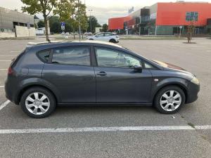 Grey SEAT Leon 2007 in Panevezys, with an engine capacity of 1.97 L and mileage of 342 thousand km for 2300 €, photo 8 on AUTOMOTO.COM.LV