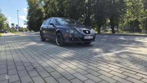 Pelēks SEAT Leon 2007 Panevēža, ar dzinēja tilpumu 1.90 L un nobraukumu 230 tūkst. km par 850 €, foto 5 vietnē AUTOMOTO.COM.LV