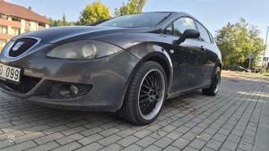 Pelēks SEAT Leon 2007 Panevēža, ar dzinēja tilpumu 1.90 L un nobraukumu 230 tūkst. km par 850 €, foto 8 vietnē AUTOMOTO.COM.LV