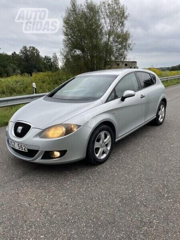 Grey SEAT Leon 2008 in Taurage, with an engine capacity of 1.90 L and mileage of 274 thousand km for 1800 €, photo 2 on AUTOMOTO.COM.LV