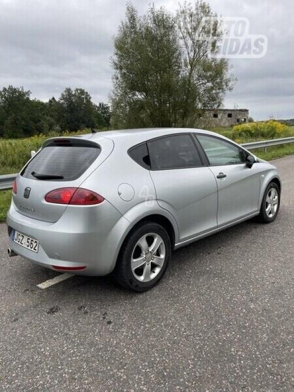 Grey SEAT Leon 2008 in Taurage, with an engine capacity of 1.90 L and mileage of 274 thousand km for 1800 €, photo 6 on AUTOMOTO.COM.LV