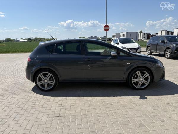 Pelēks SEAT Leon 2008 Kauņa, ar dzinēja tilpumu 2.00 L un nobraukumu 290 tūkst. km par 3500 €, foto 7 vietnē AUTOMOTO.COM.LV