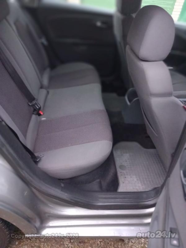 Pelēks SEAT Leon 2008 Tallina, ar dzinēja tilpumu 1.90 L un nobraukumu 250 tūkst. km par 2499 €, foto 5 vietnē AUTOMOTO.COM.LV