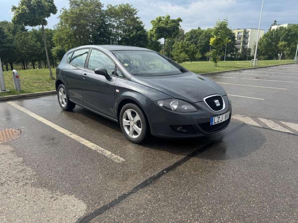 Pelēks SEAT Leon 2008 Jonava, ar dzinēja tilpumu 1.90 L un nobraukumu 298 tūkst. km par 2350 €, foto 1 vietnē AUTOMOTO.COM.LV