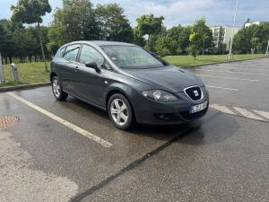Pelēks SEAT Leon 2008 Jonava, ar dzinēja tilpumu 1.90 L un nobraukumu 298 tūkst. km par 2350 €, foto  vietnē AUTOMOTO.COM.LV