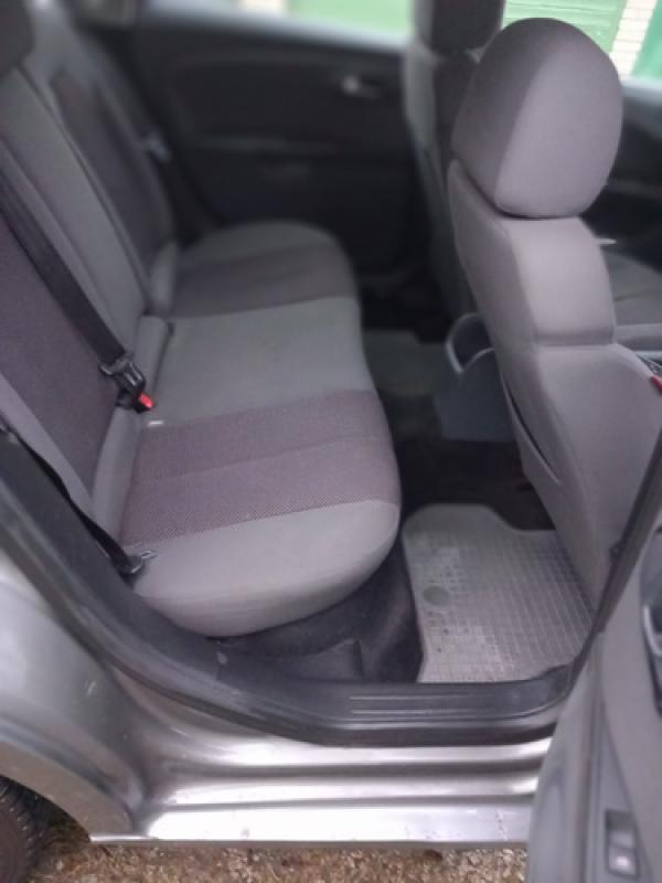 Grey SEAT Leon 2008 in Tallinn, with an engine capacity of 1.90 L and mileage of 250 thousand km for 2400 €, photo 5 on AUTOMOTO.COM.LV