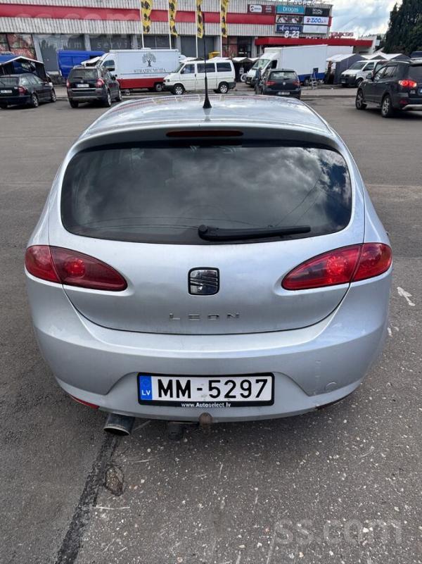 Grey SEAT Leon 2008 in Riga, with an engine capacity of 1.90 L and mileage of 184 thousand km for 3000 €, photo 4 on AUTOMOTO.COM.LV