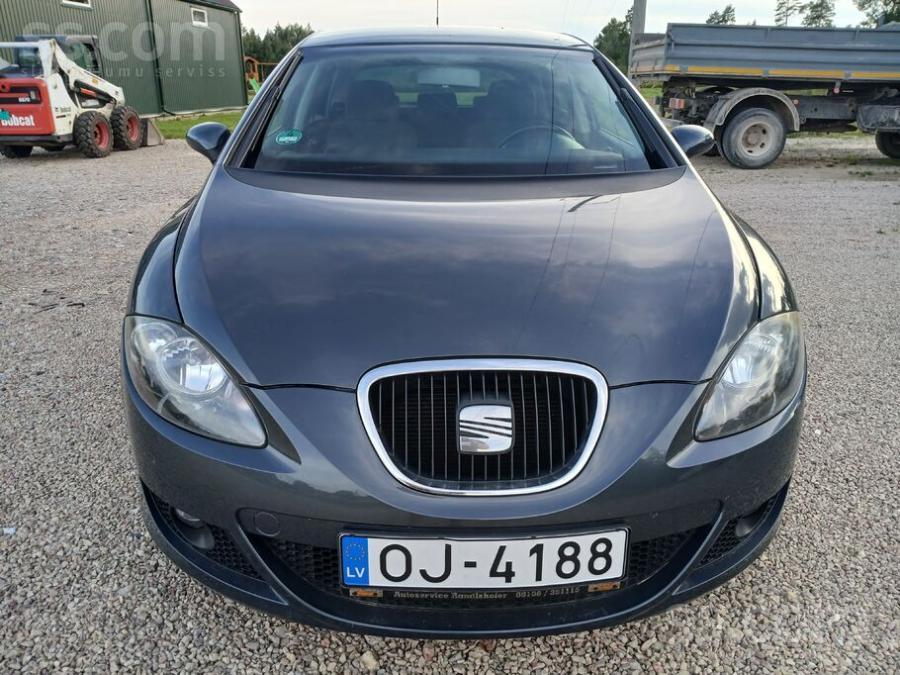 Pelēks SEAT Leon 2008 Rīga, ar dzinēja tilpumu 1.60 L un nobraukumu 202 tūkst. km par 3150 €, foto 8 vietnē AUTOMOTO.COM.LV