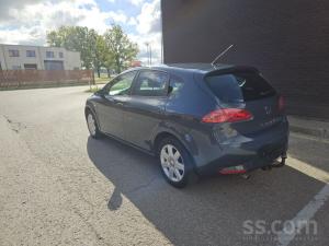 Grey SEAT Leon 2009 in Cesis, with an engine capacity of 1.90 L and mileage of 293 thousand km for 3000 €, photo 6 on AUTOMOTO.COM.LV