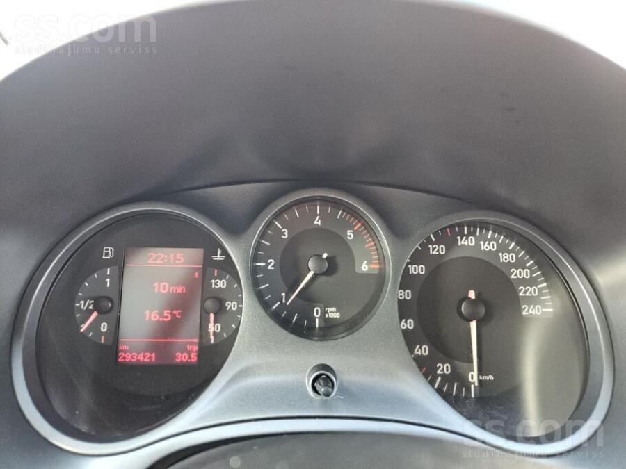 Pelēks SEAT Leon 2009 Cēsis, ar dzinēja tilpumu 1.90 L un nobraukumu 293 tūkst. km par 3250 €, foto 8 vietnē AUTOMOTO.COM.LV