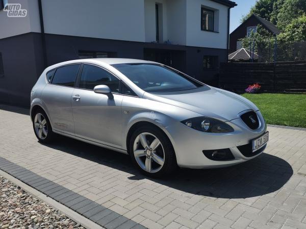 Grey SEAT Leon 2009 in Telschi, with an engine capacity of 1.90 L and mileage of 246 thousand km for 2850 €, photo 10 on AUTOMOTO.COM.LV