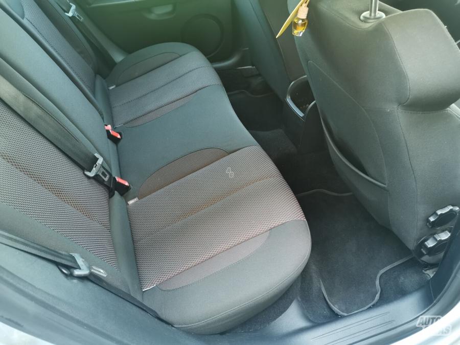 Grey SEAT Leon 2009 in Telschi, with an engine capacity of 1.90 L and mileage of 246 thousand km for 2850 €, photo 17 on AUTOMOTO.COM.LV