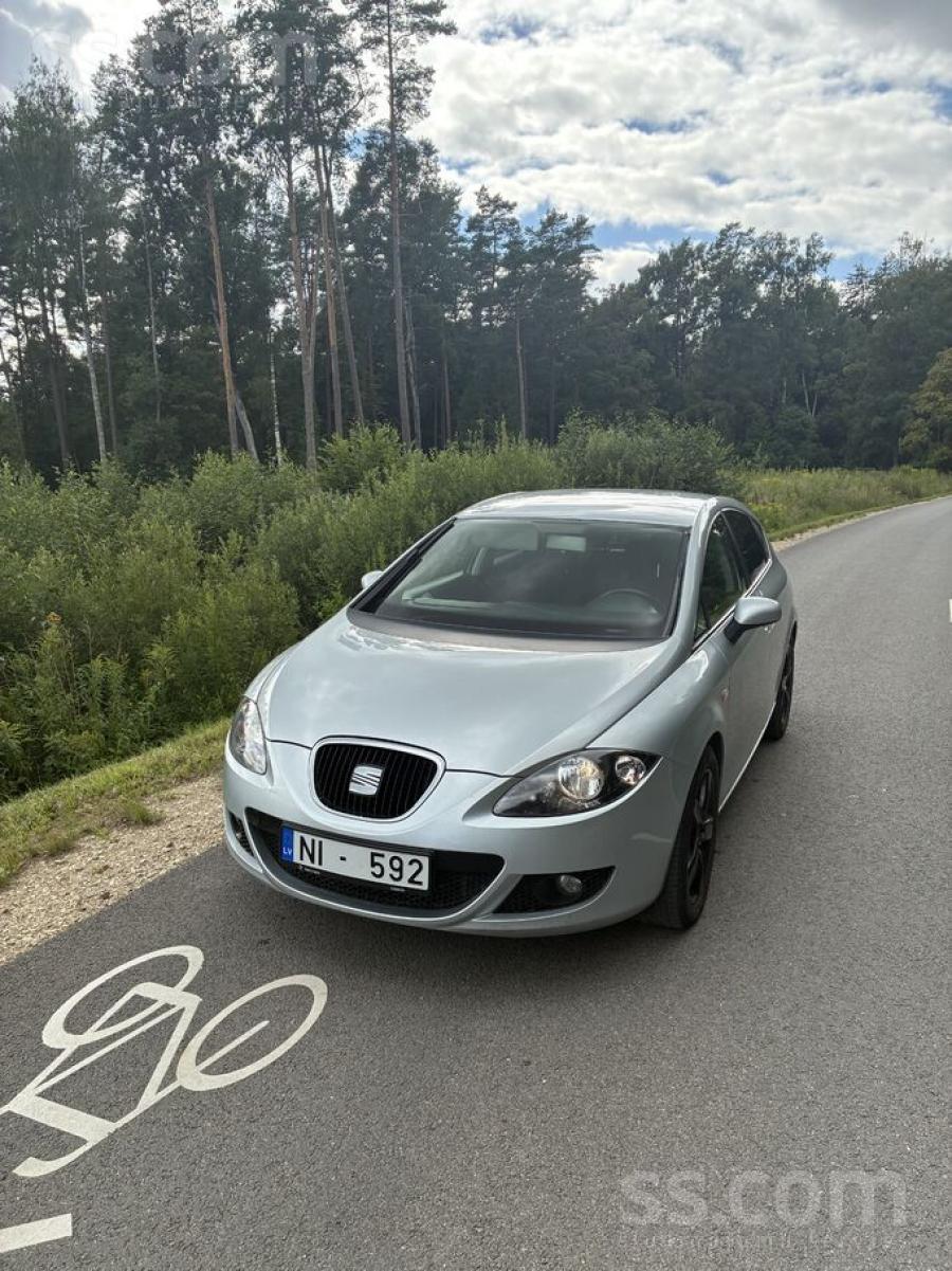 Pelēks SEAT Leon 2009 Jelgava, ar dzinēja tilpumu 1.90 L un nobraukumu 276 tūkst. km par 2250 €, foto 3 vietnē AUTOMOTO.COM.LV