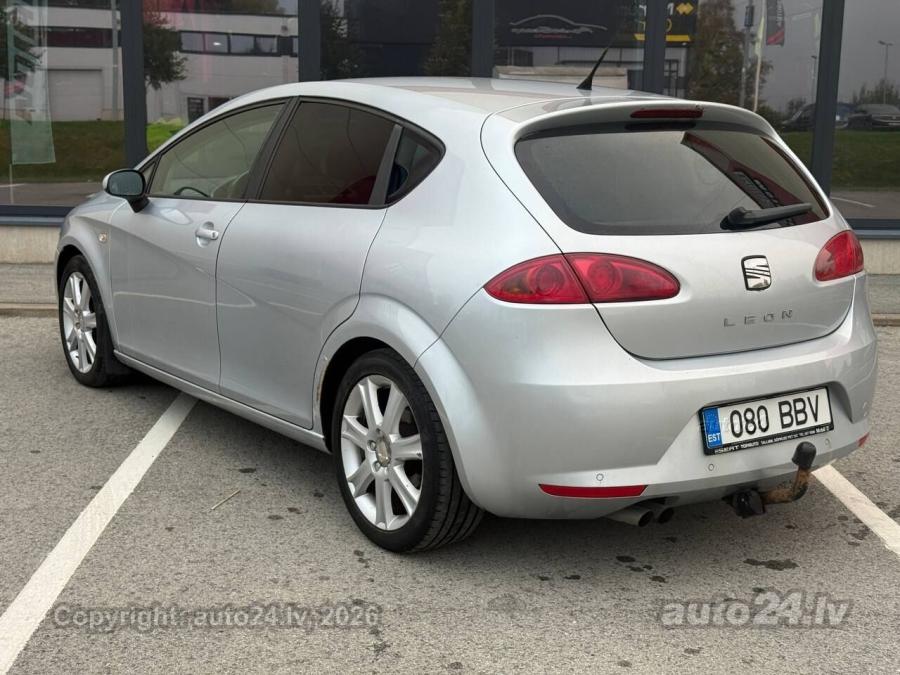 Pelēks SEAT Leon 2009 Tallina, ar dzinēja tilpumu 1.80 L un nobraukumu 355 tūkst. km par 1900 €, foto 5 vietnē AUTOMOTO.COM.LV