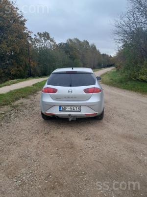 Grey SEAT Leon 2009 in Kuldiga, with an engine capacity of 1.90 L and mileage of 360 thousand km for 2200 €, photo 5 on AUTOMOTO.COM.LV