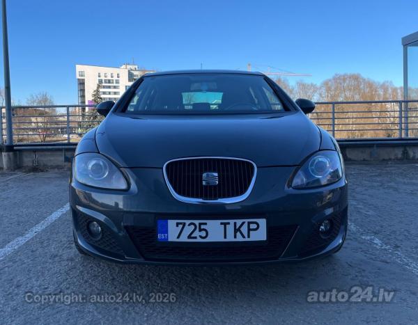 Grey SEAT Leon 2010 in Tartu, with an engine capacity of 1.60 L and mileage of 316 thousand km for 2900 €, photo 3 on AUTOMOTO.COM.LV
