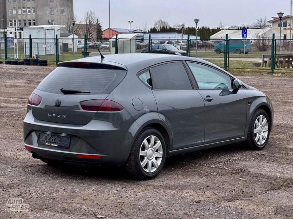 Pelēks SEAT Leon 2010 Kretinga, ar dzinēja tilpumu 1.40 L un nobraukumu 263 tūkst. km par 4499 €, foto 5 vietnē AUTOMOTO.COM.LV