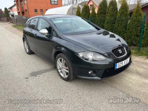 Pelēks SEAT Leon 2010 Tartu, ar dzinēja tilpumu 2.00 L un nobraukumu 174 tūkst. km par 4200 €, foto 4 vietnē AUTOMOTO.COM.LV