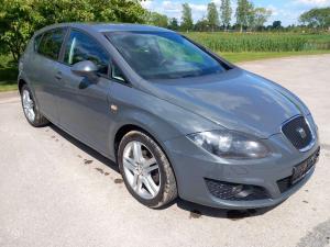 Grey SEAT Leon 2010 in Ukmerge, with an engine capacity of 1.80 L and mileage of 264 thousand km for 3650 €, photo 3 on AUTOMOTO.COM.LV
