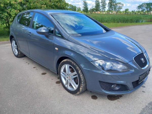 Grey SEAT Leon 2010 in Ukmerge, with an engine capacity of 1.80 L and mileage of 264 thousand km for 3650 €, photo 7 on AUTOMOTO.COM.LV