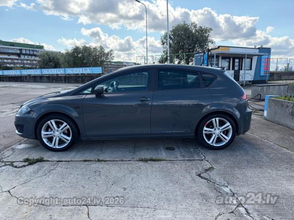 Pelēks SEAT Leon 2010 Tallina, ar dzinēja tilpumu 1.80 L un nobraukumu 280 tūkst. km par 3499 €, foto 5 vietnē AUTOMOTO.COM.LV