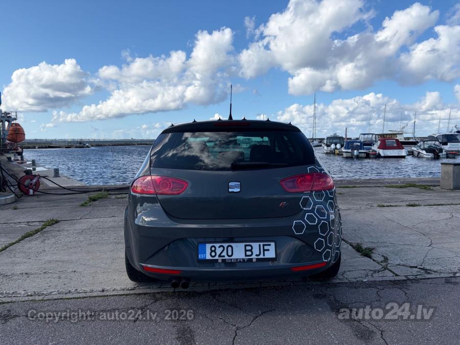 Grey SEAT Leon 2010 in Tallinn, with an engine capacity of 1.80 L and mileage of 280 thousand km for 3499 €, photo 8 on AUTOMOTO.COM.LV