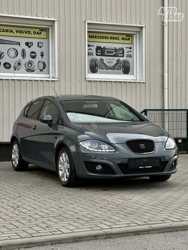 Grey SEAT Leon 2010 in Kretinga, with an engine capacity of 1.40 L and mileage of 263 thousand km for 3999 €, photo 4 on AUTOMOTO.COM.LV