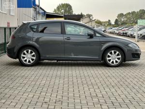 Pelēks SEAT Leon 2010 Kretinga, ar dzinēja tilpumu 1.40 L un nobraukumu 263 tūkst. km par 3999 €, foto 5 vietnē AUTOMOTO.COM.LV