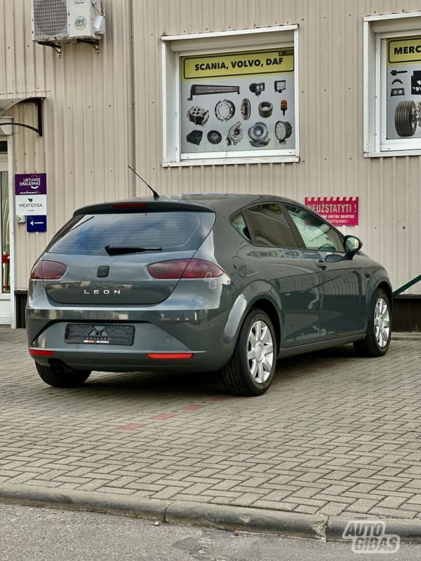 Grey SEAT Leon 2010 in Kretinga, with an engine capacity of 1.40 L and mileage of 263 thousand km for 3999 €, photo 9 on AUTOMOTO.COM.LV