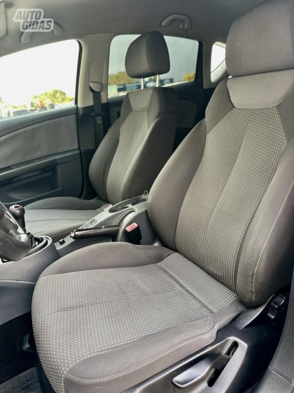 Grey SEAT Leon 2010 in Kretinga, with an engine capacity of 1.40 L and mileage of 263 thousand km for 3999 €, photo 11 on AUTOMOTO.COM.LV