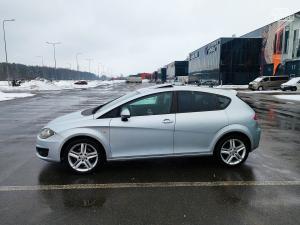 Grey SEAT Leon 2011 in Kaunas, with an engine capacity of 2.00 L and mileage of 264 thousand km for 2950 €, photo 2 on AUTOMOTO.COM.LV