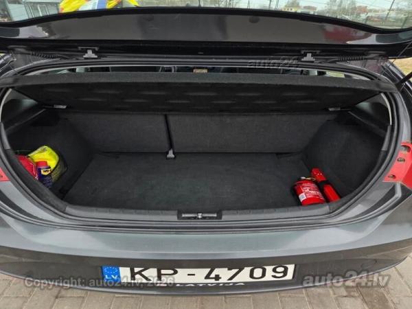Pelēks SEAT Leon 2011 Rīga, ar dzinēja tilpumu 1.60 L un nobraukumu 248 tūkst. km par 3790 €, foto 8 vietnē AUTOMOTO.COM.LV