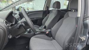 Grey SEAT Leon 2012 in Jelgava, with an engine capacity of 1.60 L and mileage of 235 thousand km for 4550 €, photo 8 on AUTOMOTO.COM.LV