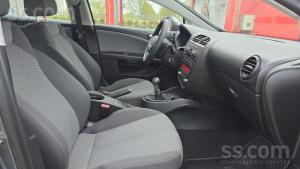 Grey SEAT Leon 2012 in Jelgava, with an engine capacity of 1.60 L and mileage of 235 thousand km for 4550 €, photo 13 on AUTOMOTO.COM.LV