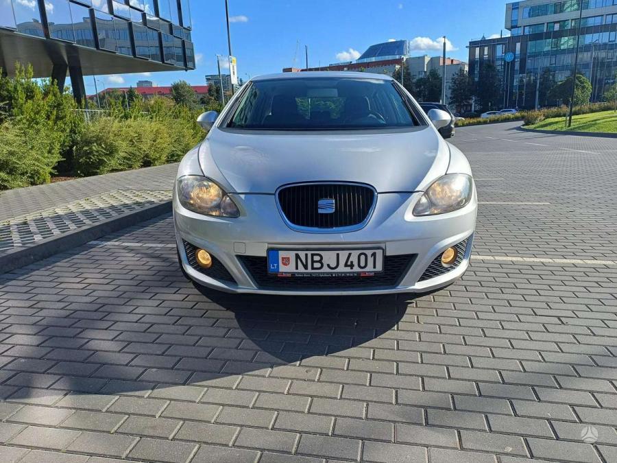 Grey SEAT Leon 2012 in Vilnius, with an engine capacity of 1.80 L and mileage of 105 thousand km for 3950 €, photo 8 on AUTOMOTO.COM.LV