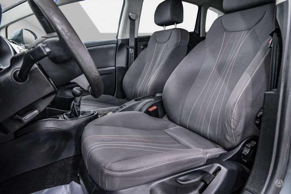 Grey SEAT Leon 2012 in Kaunas, with an engine capacity of 1.60 L and mileage of 239 thousand km for 2800 €, photo 6 on AUTOMOTO.COM.LV
