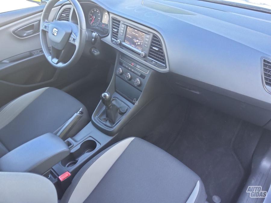 Grey SEAT Leon 2013 in Vilnius, with an engine capacity of 1.20 L and mileage of 179 thousand km for 4200 €, photo 26 on AUTOMOTO.COM.LV
