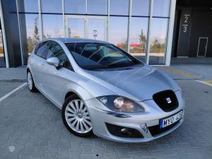 Grey SEAT Leon 2013 in Vilnius, with an engine capacity of 1.60 L and mileage of 305 thousand km for 2850 €, photo  on AUTOMOTO.COM.LV