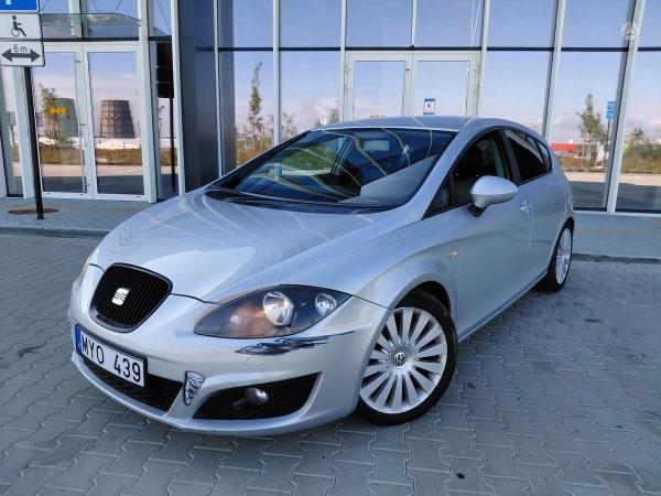 Pelēks SEAT Leon 2013 Viļņa, ar dzinēja tilpumu 1.60 L un nobraukumu 305 tūkst. km par 2850 €, foto 3 vietnē AUTOMOTO.COM.LV