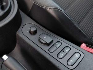 Grey SEAT Leon 2013 in Vilnius, with an engine capacity of 1.60 L and mileage of 305 thousand km for 2850 €, photo 18 on AUTOMOTO.COM.LV