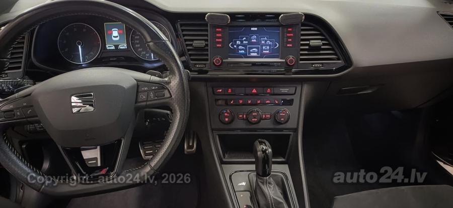 Pelēks SEAT Leon 2014 Tallina, ar dzinēja tilpumu 2.00 L un nobraukumu 148 tūkst. km par 9999 €, foto 10 vietnē AUTOMOTO.COM.LV
