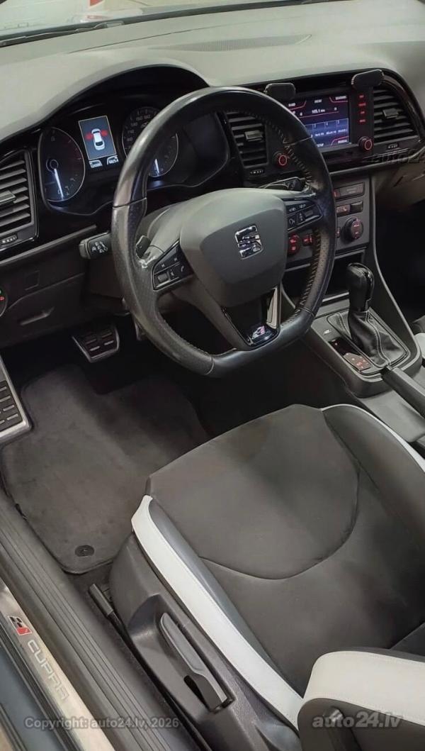Pelēks SEAT Leon 2014 Tallina, ar dzinēja tilpumu 2.00 L un nobraukumu 148 tūkst. km par 9999 €, foto 10 vietnē AUTOMOTO.COM.LV