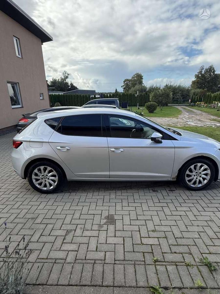 Pelēks SEAT Leon 2014 Viļņa, ar dzinēja tilpumu 1.60 L un nobraukumu 390 tūkst. km par 3500 €, foto 4 vietnē AUTOMOTO.COM.LV