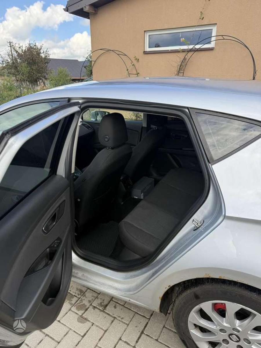 Pelēks SEAT Leon 2014 Viļņa, ar dzinēja tilpumu 1.60 L un nobraukumu 390 tūkst. km par 3500 €, foto 13 vietnē AUTOMOTO.COM.LV